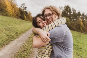 Apa itu Love Language? Simak Jenis-Jenis Love Language