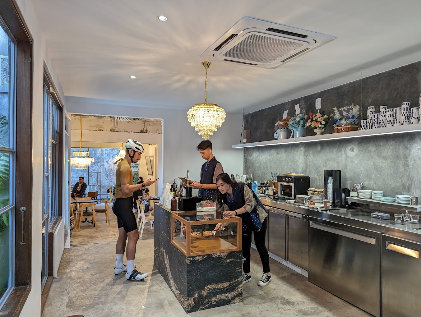 Daftar Coffee Shop Dekat Stasiun MRT, Cocok Buat WFC dan Nongkrong ...